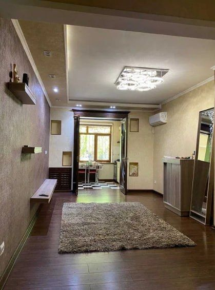 Сотилади Чиланзар Ц квартал 3в4//1//4 100м2