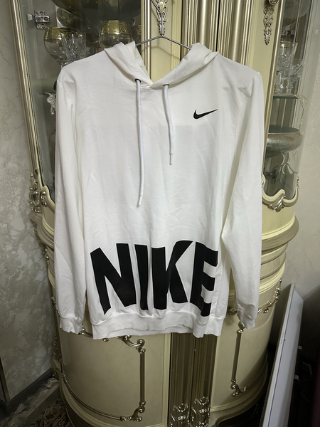 Tonika jenski Nike kiyilmagan yangi