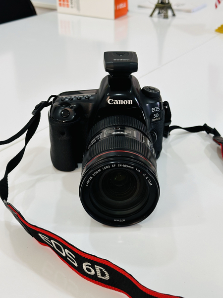 Canon 5D mark4 sotiladi Holati zoʻr narxi kelshiladi