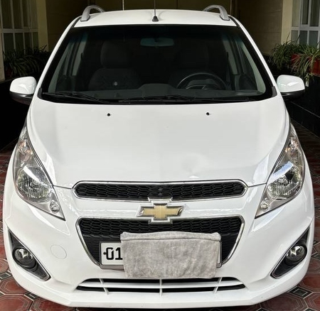 Срочно прорадется Chevrolet Spark.