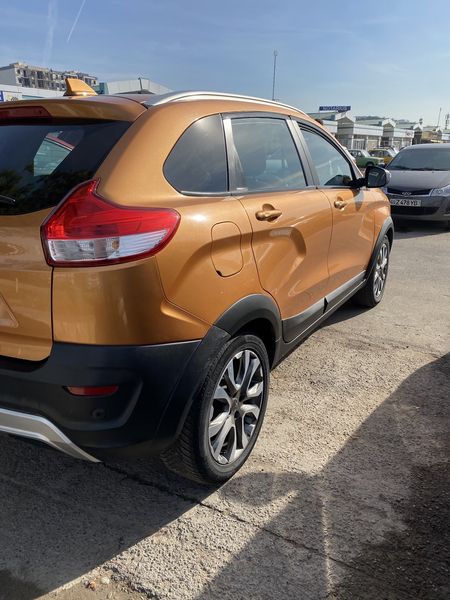 Lada Xray Cross Comfort pozitsia