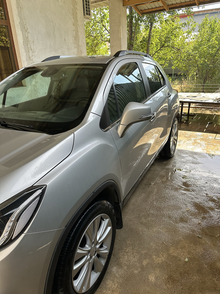 Tracker 1 priemer sotiladi