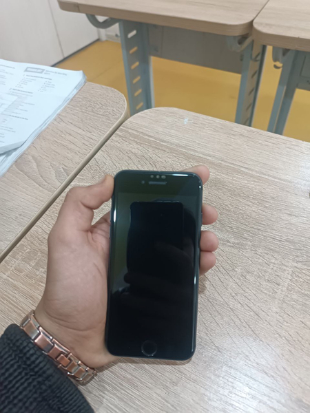 Iphone 8 Sotiladi hichqati alishmagan Yomkisi 84%