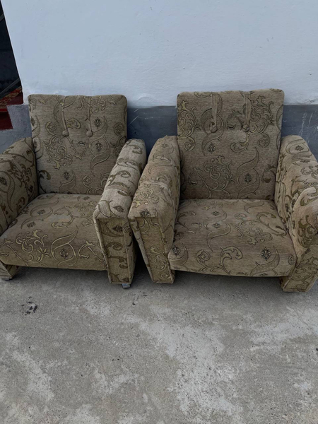 Divan kreslo holati yaxshi