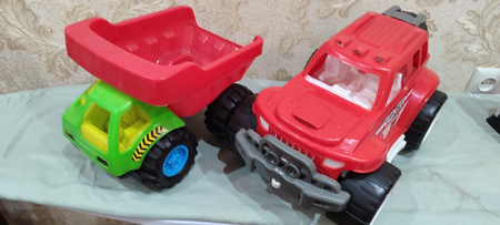 Продам машина игрушки новый