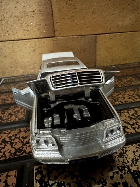 Mercedes Benz w140
