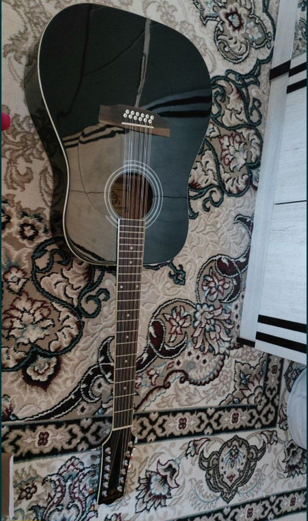 Gitara 12 strunali