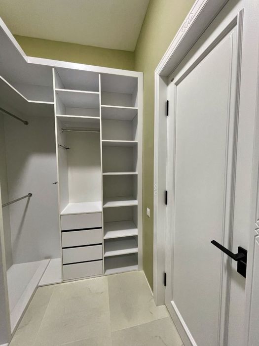 3-к. квартира, 108 м², 3/10 эт.