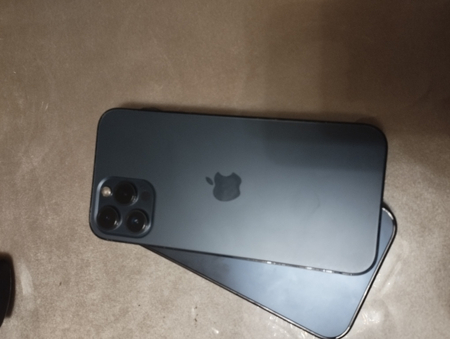 Srocna sotiladi Ayfon 12 pro max