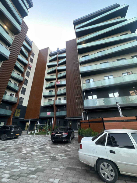 Продается квартира на алайском , 3-х комнатная 70м2+10м2(балкон)