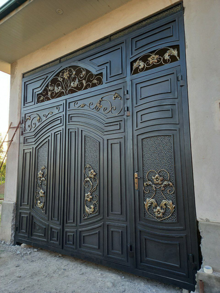 Darvoza restavratsiya qilamiz kiraskalaymiz tamirlaymiz