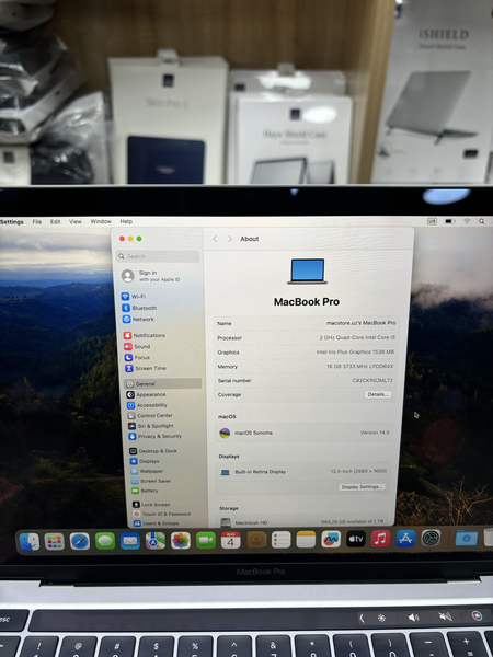 Macbook pro 2020 core i5 16/1Tb