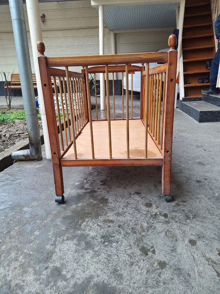 Детский кроват срочно продам