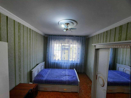 (К125180) Продается 3-х комнатная квартира в Алмазарском районе.