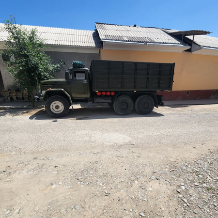 Zil 131 ideal sotiladi