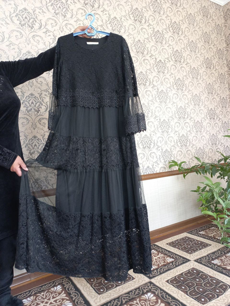 Кийилган вечерний куйлаклар