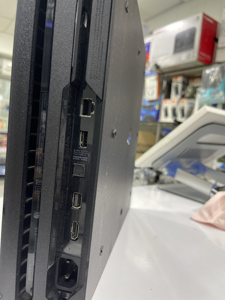 PlayStation 4 Pro 4K 1TB