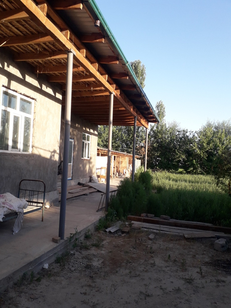 Sirdaryo Axunbabayev Sroshni sotiladi