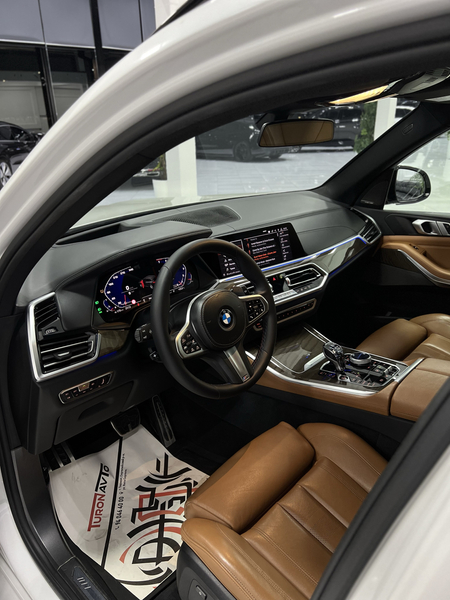 BMW X5 40i xDrive