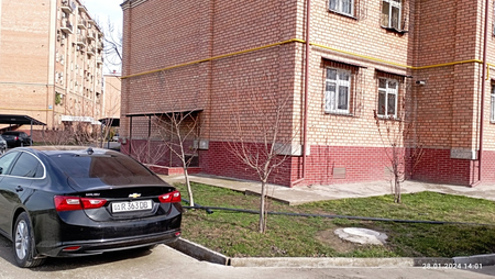 Сергелида 3 хонали 54 кв , йул юзида , офис -к,илса булади