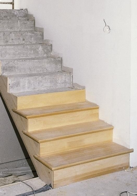 Лестница из металла