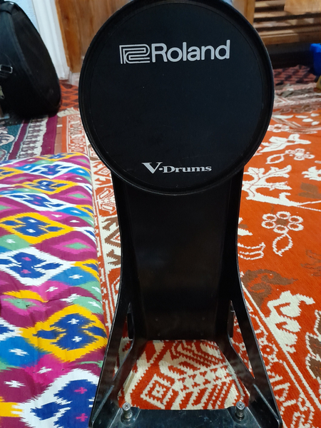 Roland kick kd 10
