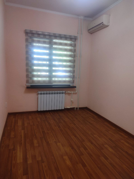 Продаю Квартиру в Яшнабадском р-не Тузель-2. 2-ком 1-этаж 5-этажном До