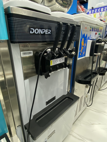 220v ga ishlaydigan muzqaymoq aparatlarimiz keldi