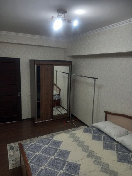 Лабзак Ц 12.  2 х комнатная квартира в аренду