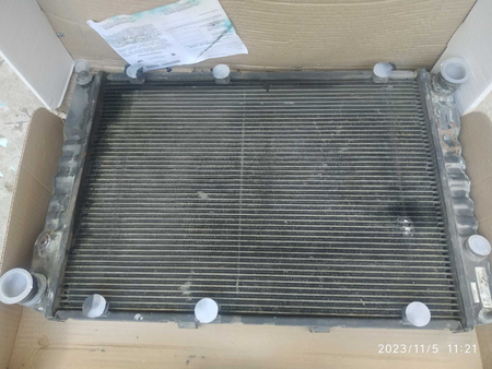 Продам радиатор Газ 3110