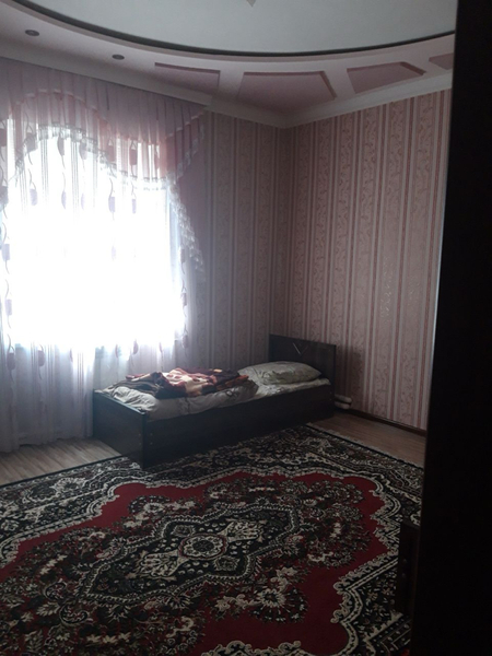Продаётся дом с мебелю