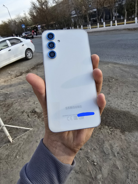 Samsung A54 5G holati yaxshi