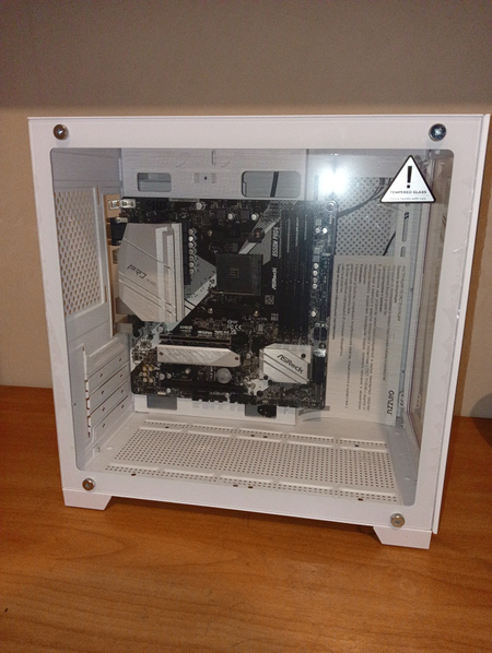 Gnizzu Case White  Корпус Белый