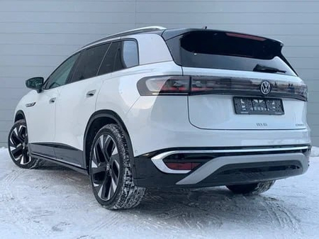 Volkswagen ID.6   7 мест
