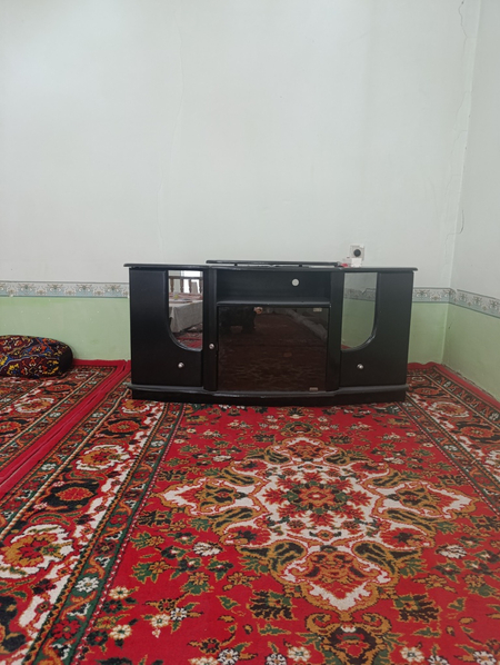 Продается тумба/подставка под тв