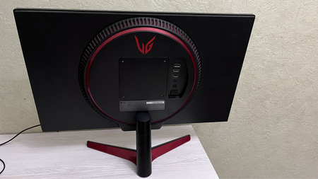 Топовый игровой монитор LG 24 144Hz