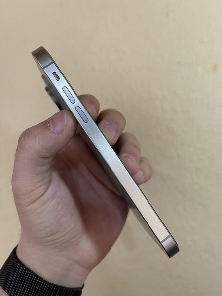 iPhone Xr 15 Pro Korpusida Yangi New