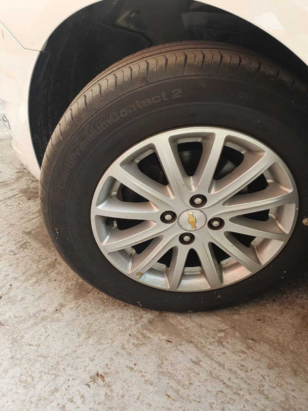 Cвой НОВЫЙ Chevrolet Onix Premier Turbo, позиция full. 
Пробег 350 км