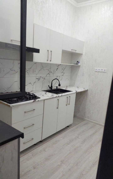 Срочно продаю двух комнатную с новым ремонтом (157348)