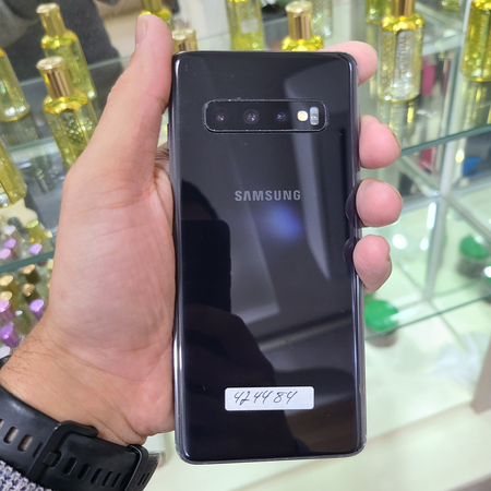 Samsung S10 sotiladi