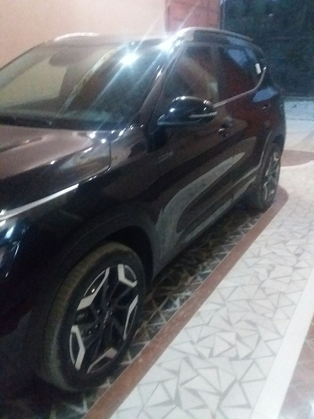 kia seltos full pozitsiya sotiladi