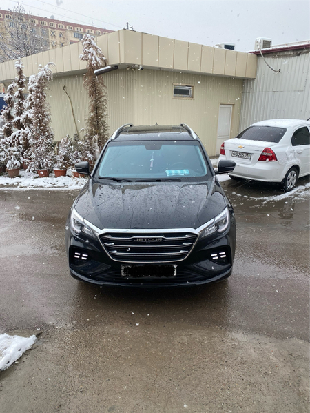 Jetour x70 sotiladi