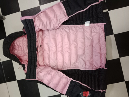 Продам курточку красивую