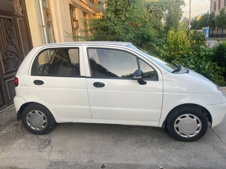 Matiz Chevrolet белый