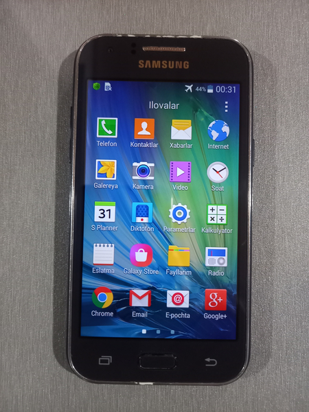 Samsung GALAXY J 1.