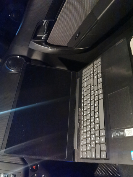Продаётся в хорошем качестве Lenovo core i3