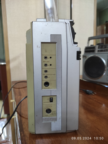 Продаю РЕТРО магнитофон японский Sanyo M9927K советского периода.