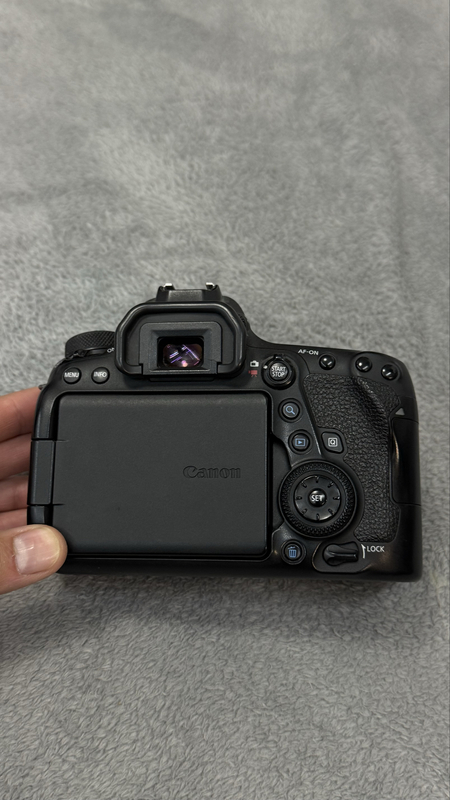 Canon 6d mark 2 srochno