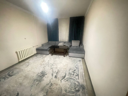 Кушбеги 2/2/9  65м²