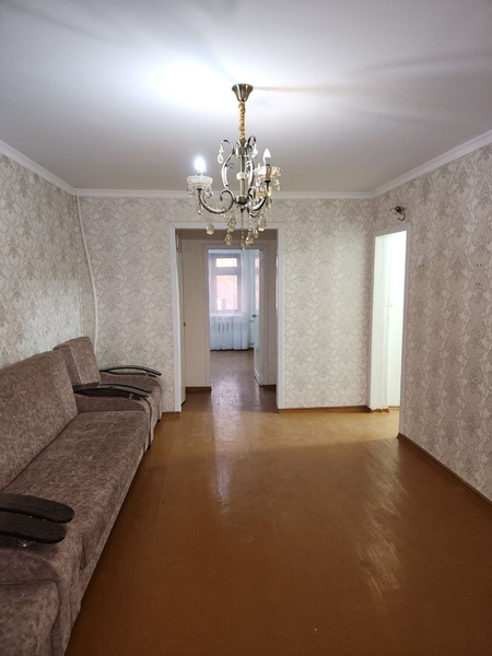 Chilanzar-1 Kirpich 3/4/5 balkon 2/6 Orientir  Maks Vay